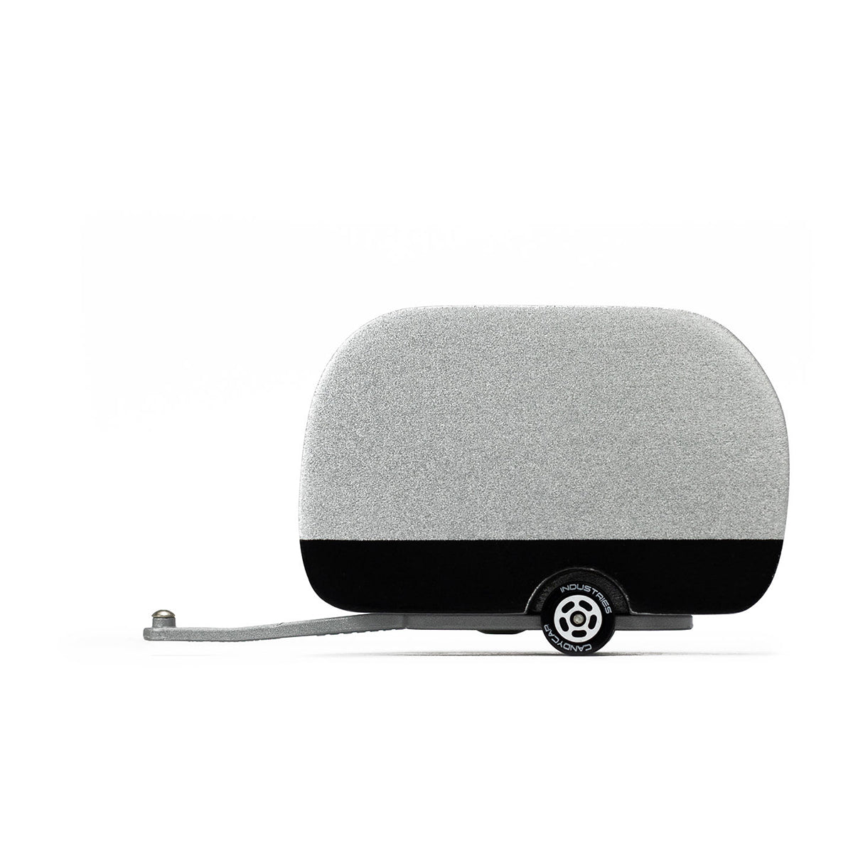 Candylab Airstream Camper – Lucas loves cars