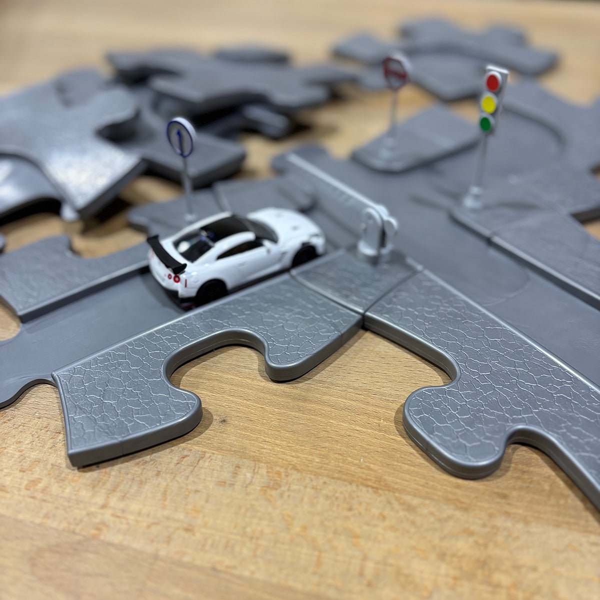 Muffik Sensory Mats Magnetic Roads - Lucas loves cars