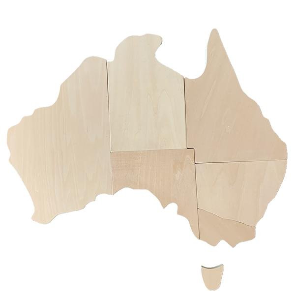 Wooden map of Australia – Lucas loves cars