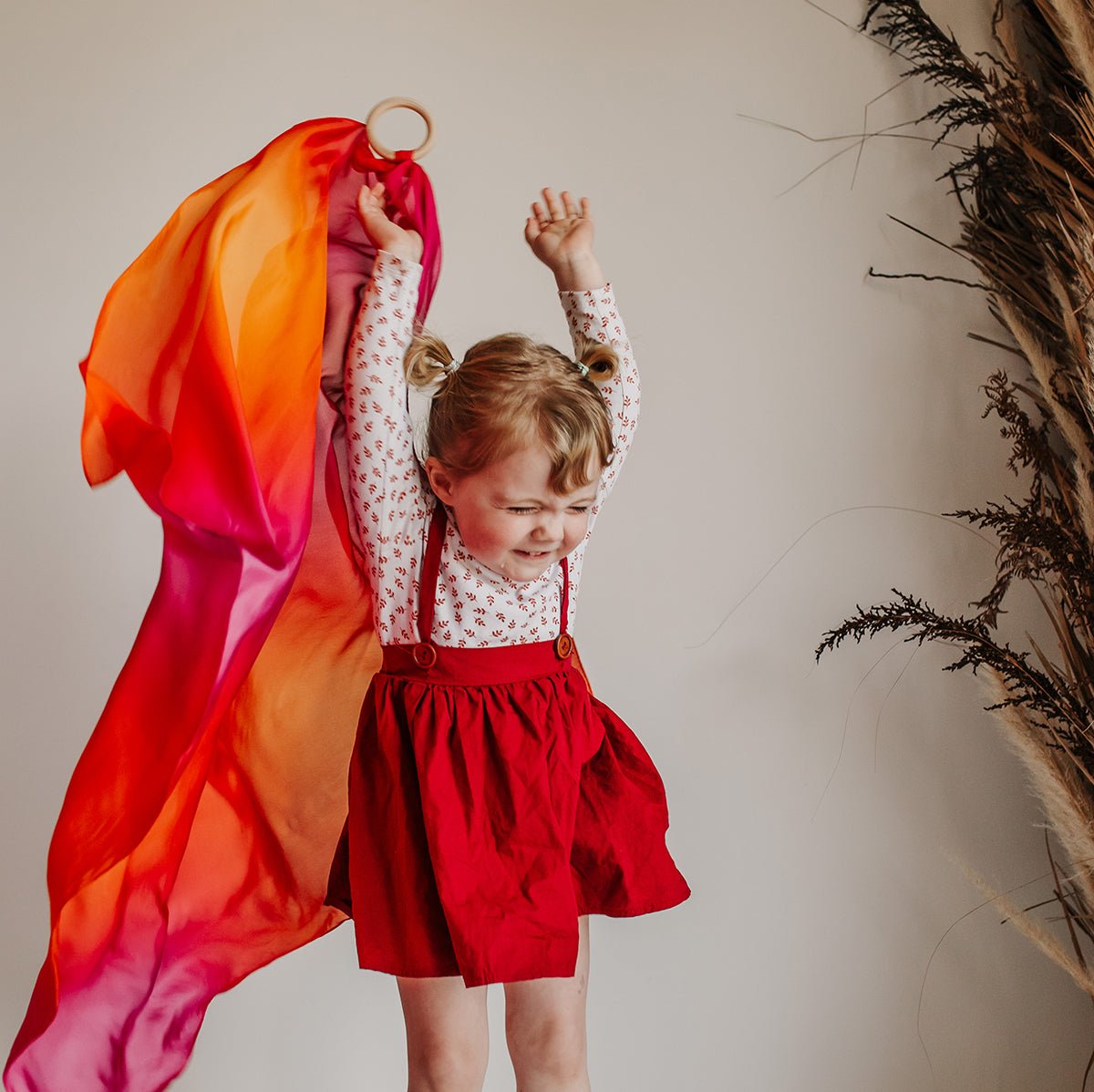 Play Silkies Autumn – Lucas loves cars