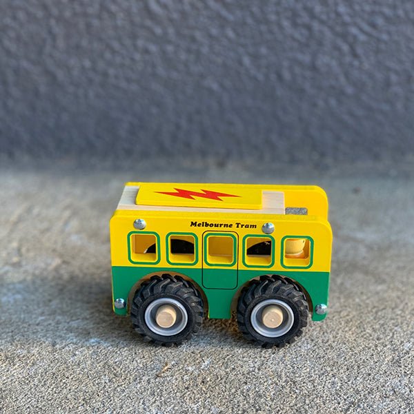 Wooden Melbourne Tram – Lucas loves cars